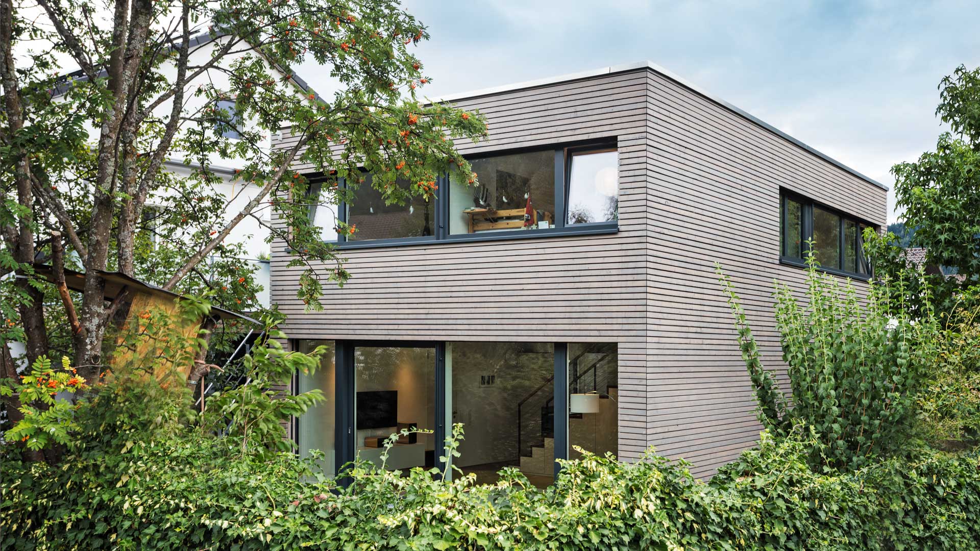 MODERNES WOHNHAUS FREIBURG – SCHWARZWÄLDER